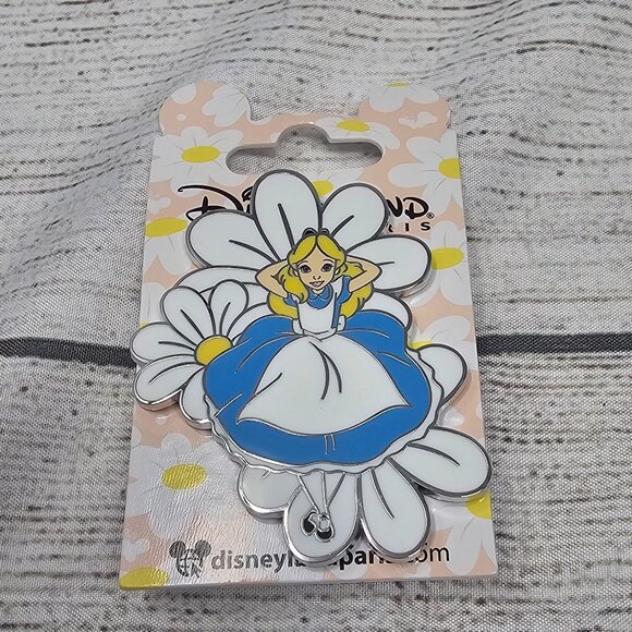 Disney | Toys | New Disneyland Paris Alice Laying On Daisy 224 Pin ...